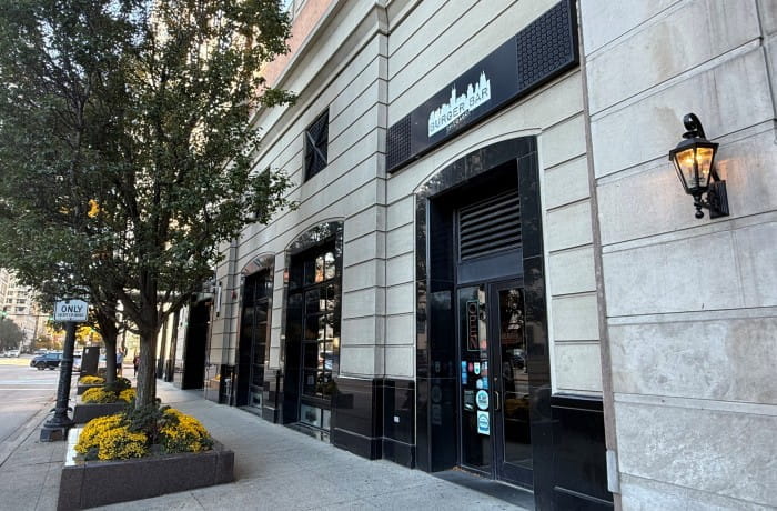 Marcus & Millichap Brokers Sale of Retail Property in Chicago’s South Loop